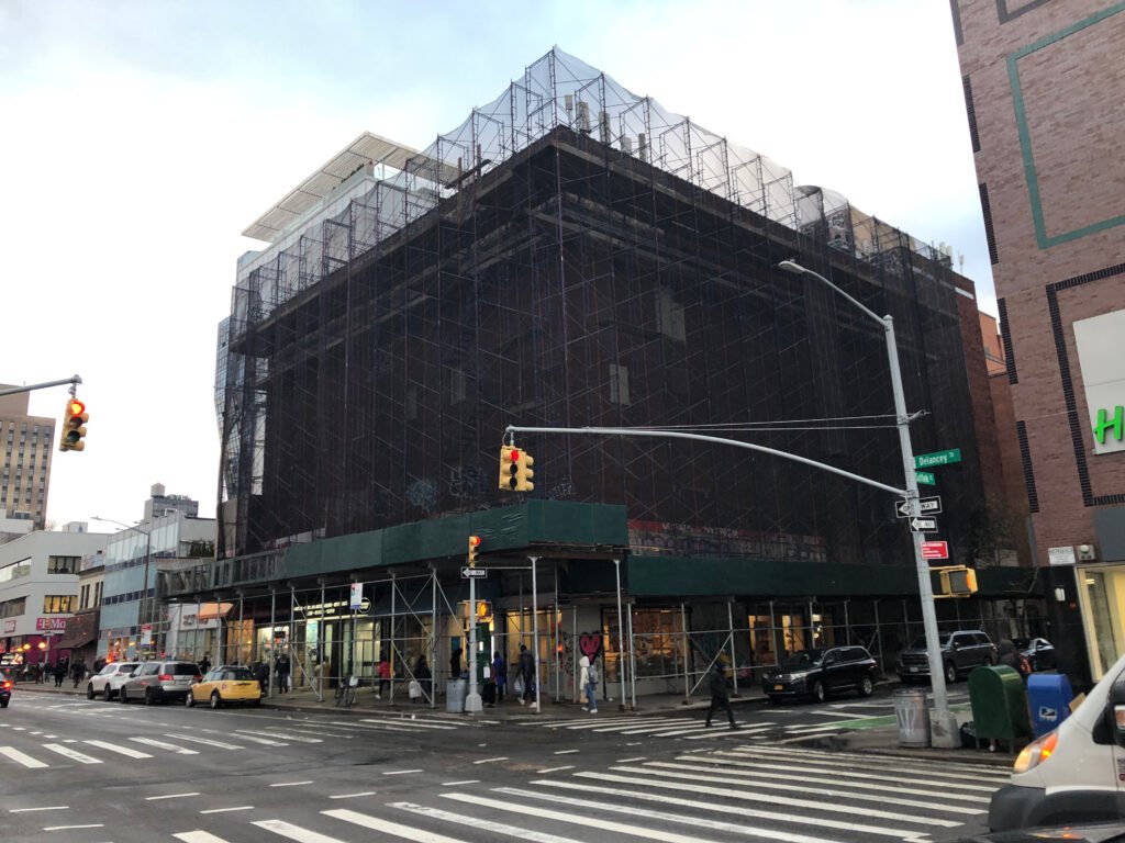 Sidewalk Shed Installation: A Step-By-Step Guide